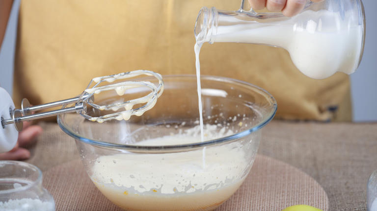 The Best Non-Dairy Alternative For Heavy Cream In Baked Goods