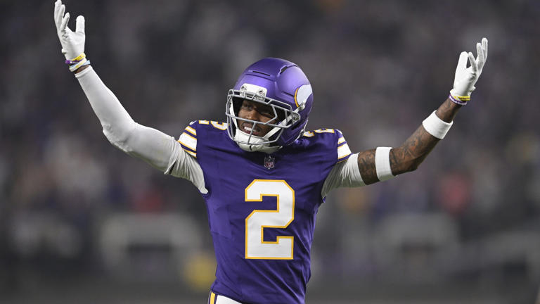 Vikings' Isaiah Rodgers scores 87-yard pick-six, 66-yard fumble return ...
