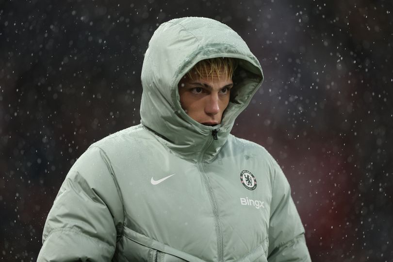 Alejandro Garnacho's awkward reunion with ex-Man Utd teammate caught on ...