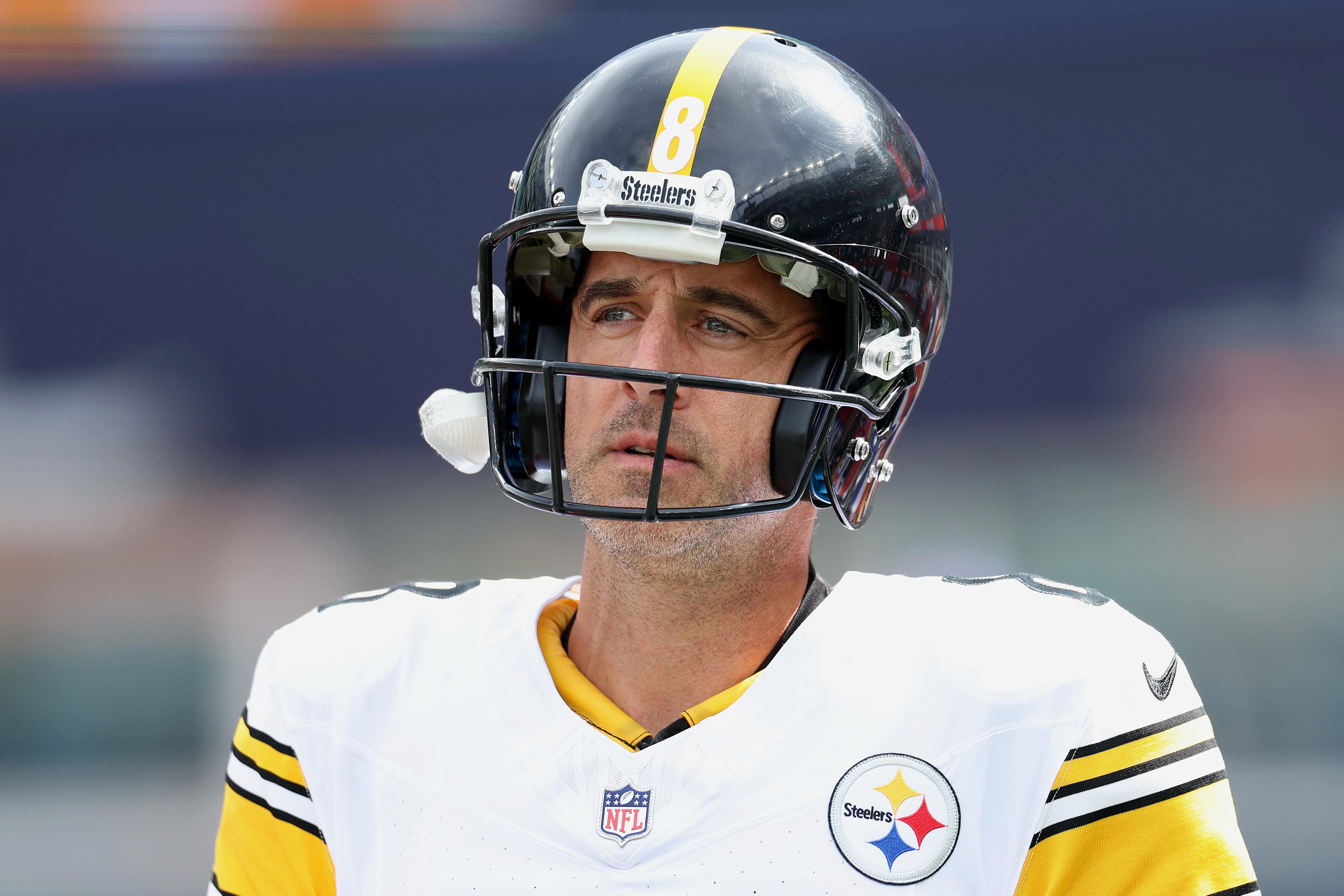 Aaron Rodgers overtakes Brett Favre for fourth place in NFL career ...