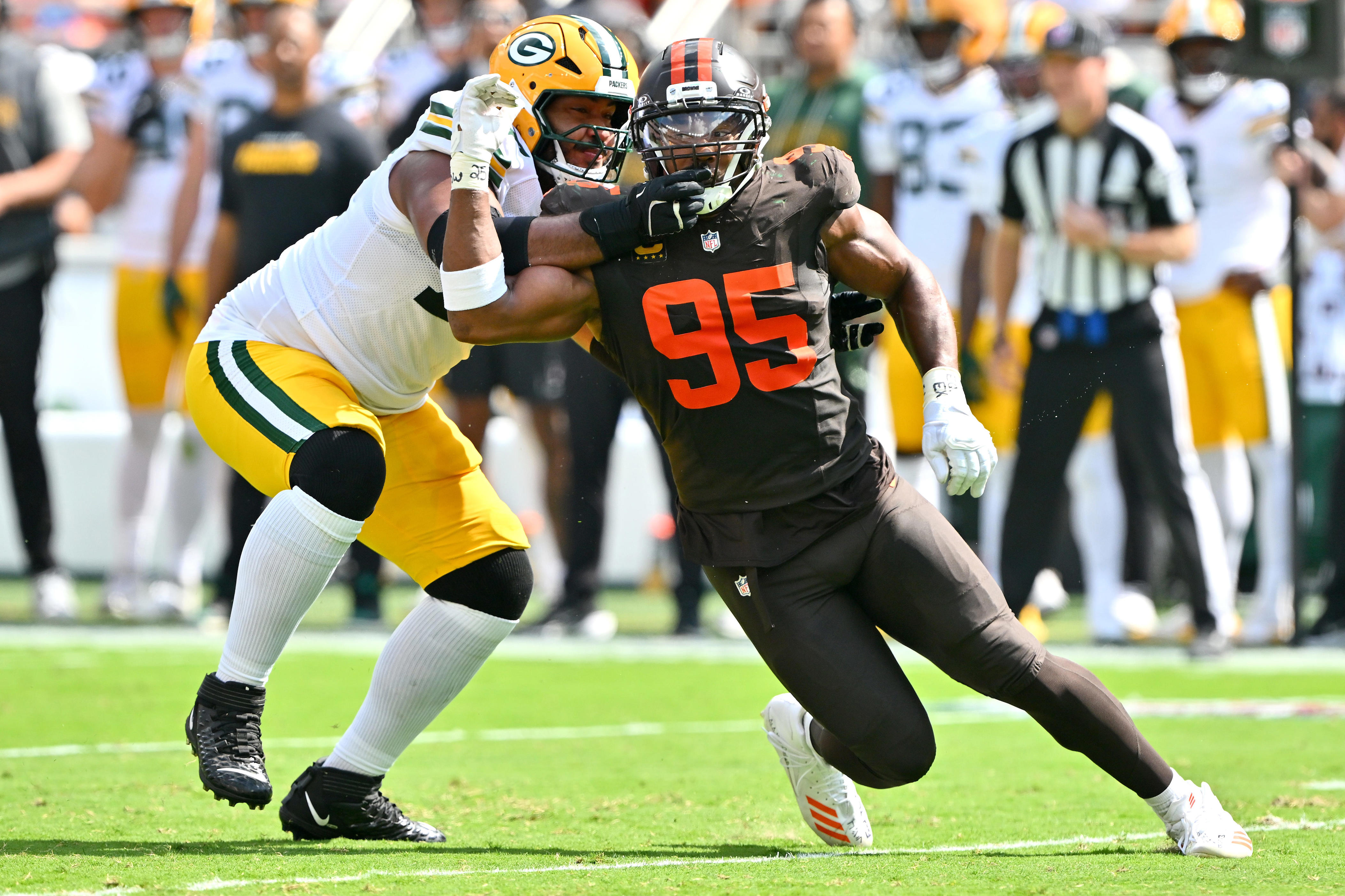 Browns All-Pro Myles Garrett won't make it a 'little simpler' on ...