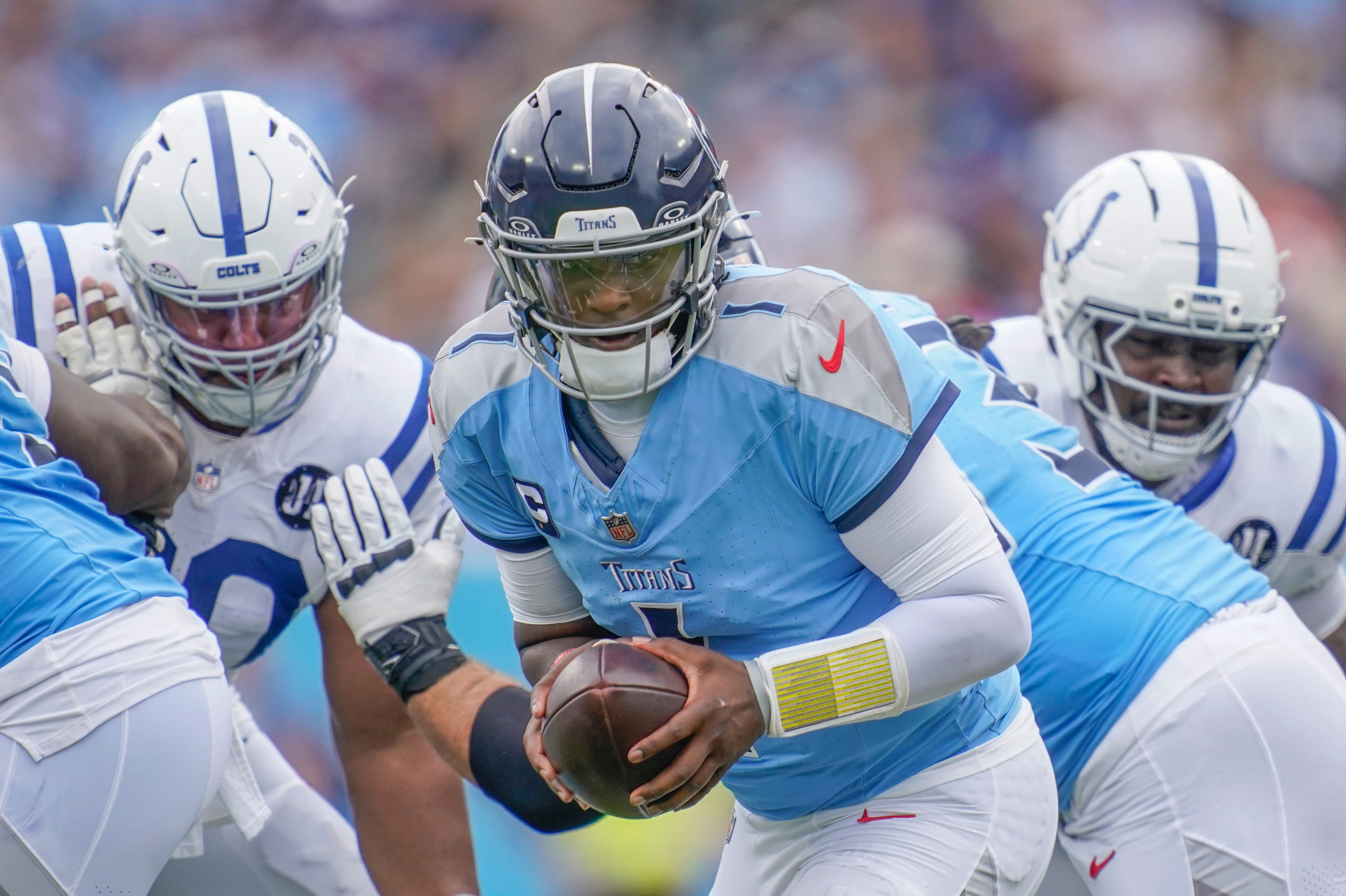 Cam Ward stats: Titans rookie QB sets the tone with early mistake vs Colts