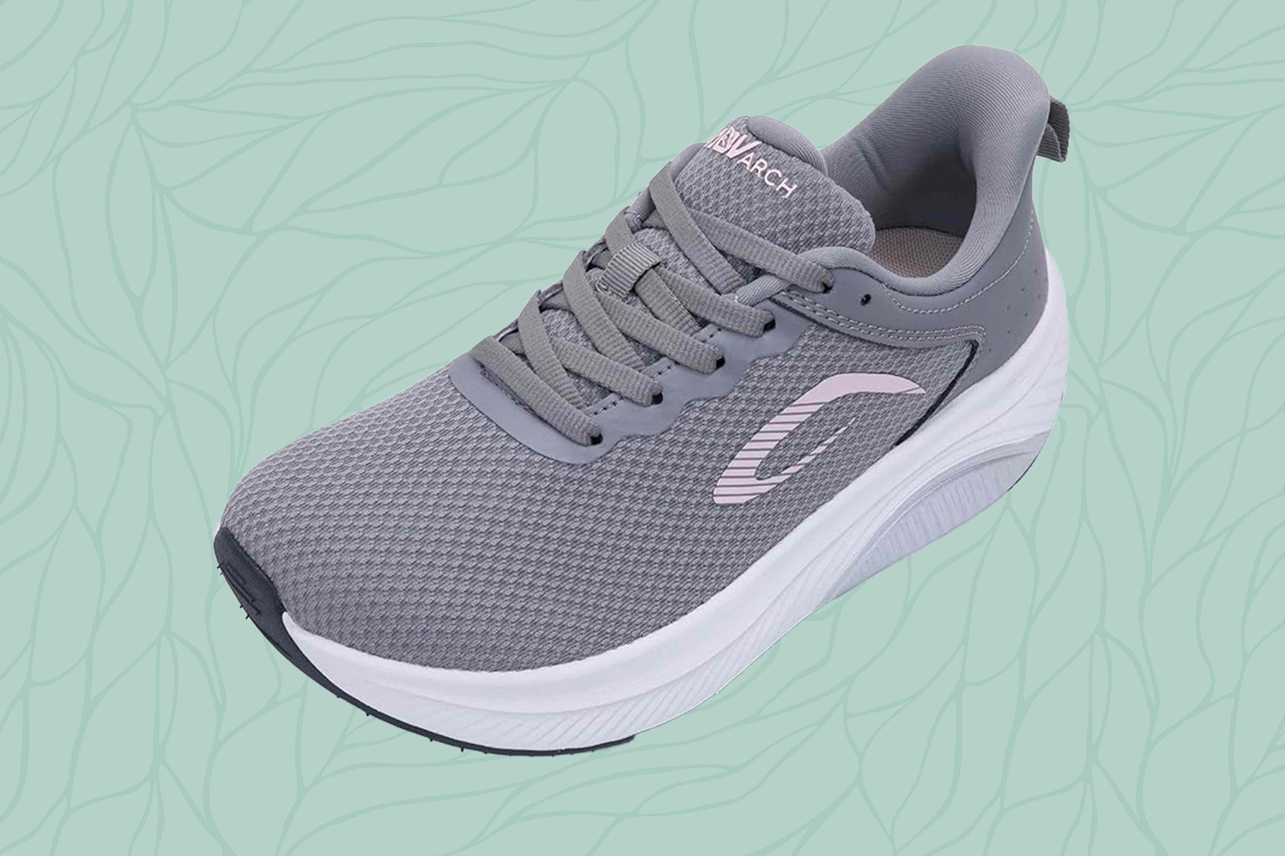 Shoppers recommend these wide-toe sneakers for 'any type of foot pain ...