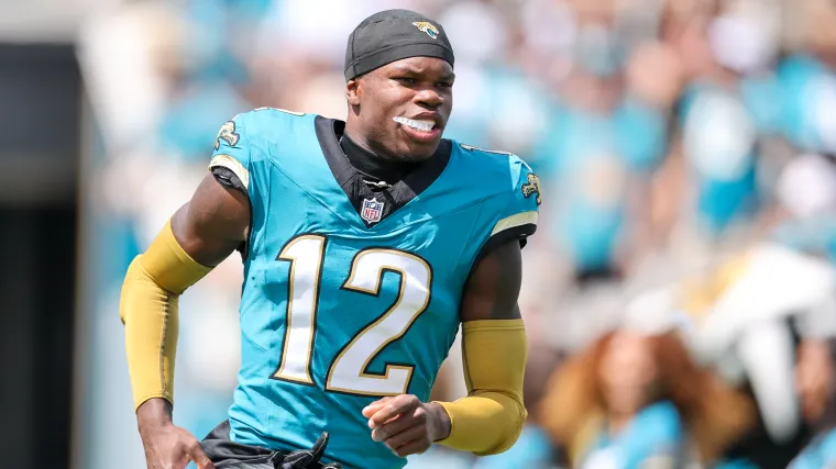 Travis Hunter live stats: Updated snap count on offense, defense in ...