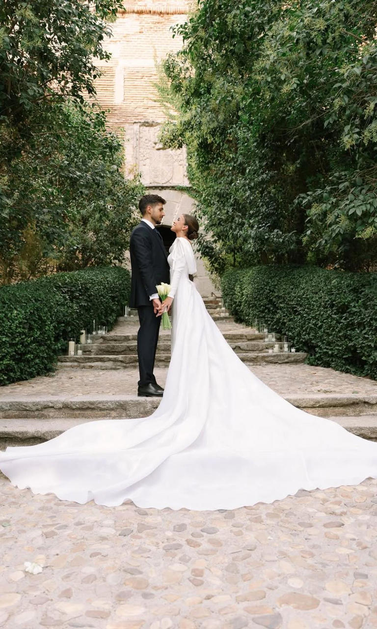 Rocío Camacho elige dos vestidos de novia de Lorenzo Caprile para su ...