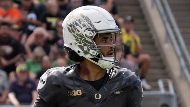 Oregon Quarterback Dante Moore Sets Multiple Career Highs In Big ...