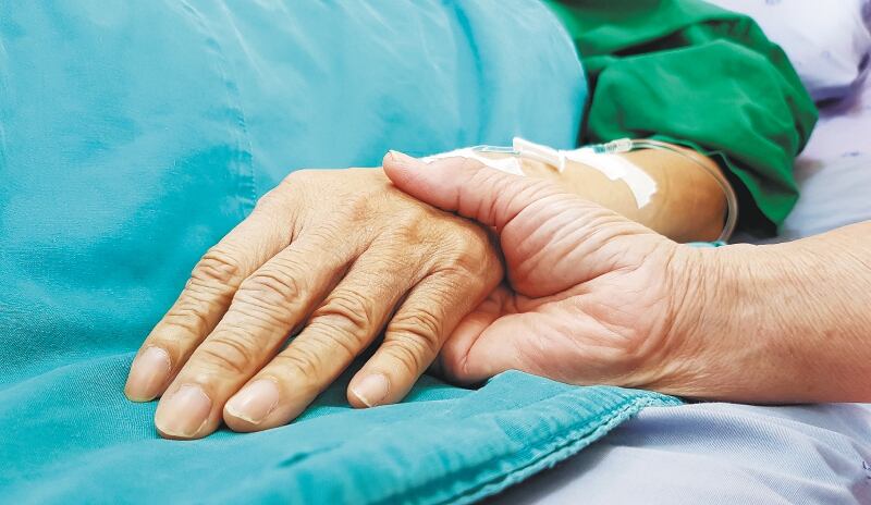 Aprueban en primer debate el proyecto de ley que busca regular la eutanasia