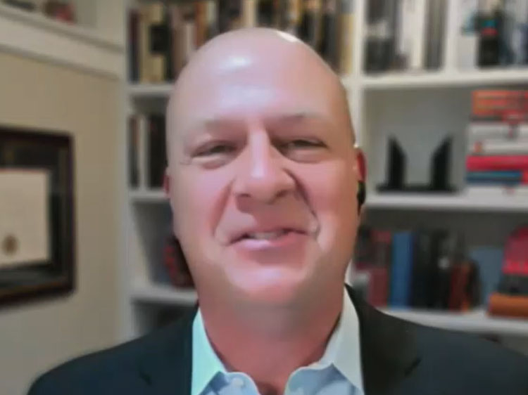 Tom Bevan: Republicans Underestimate AOC As A Presidential Candidate At ...