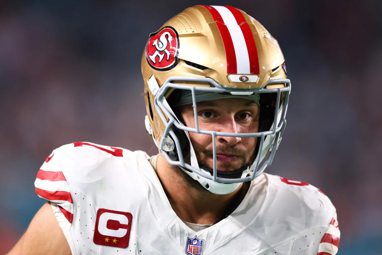 49ers Star Nick Bosa Exits Game With Concerning Leg Injury