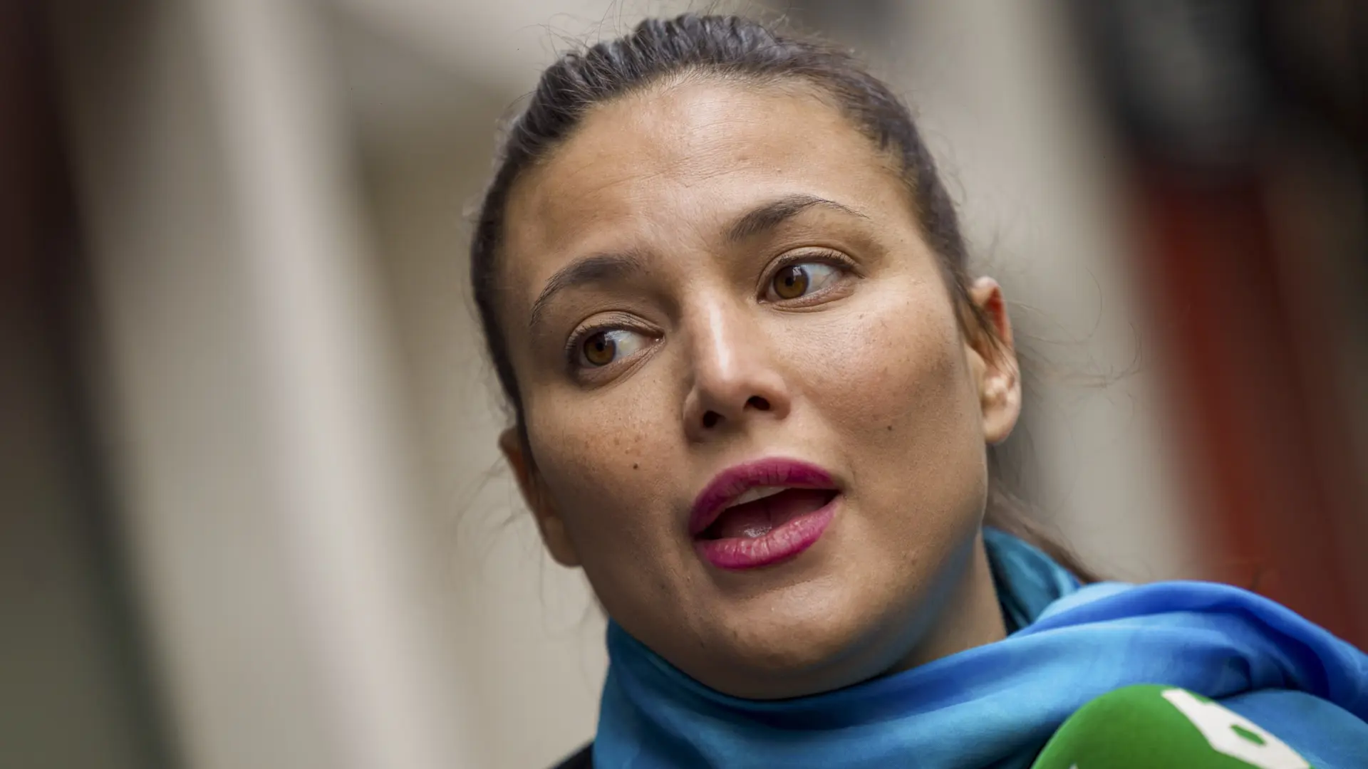 Elisa Mouliaá se graba un vídeo tras los ataques a su físico: "Esta es ...