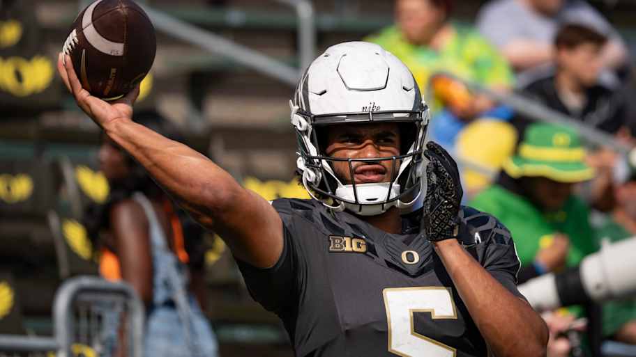 Heisman Trophy Odds Shift Between Fernando Mendoza, Dante Moore, Josh ...