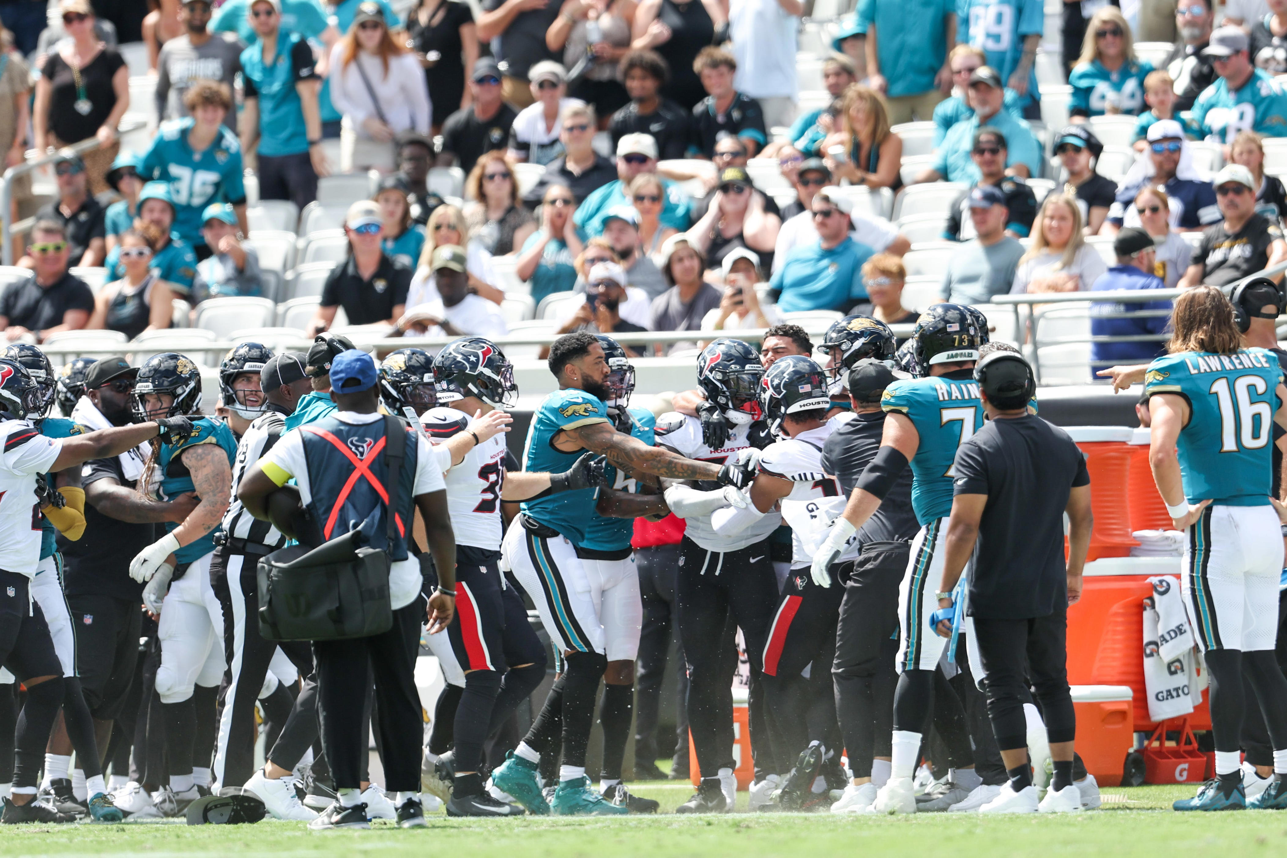 Jacksonville Jaguars game vs. Houston Texans interrupted by brief ...
