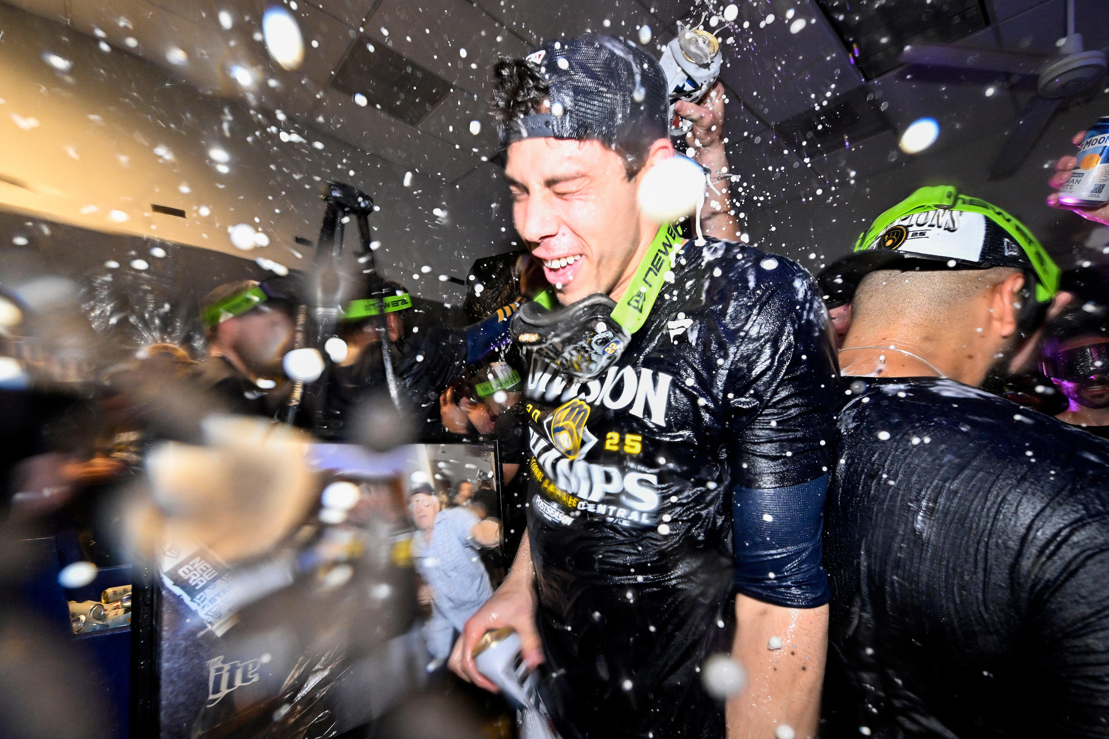Brewers playoff schedule 2025, every MLB postseason game, bracket