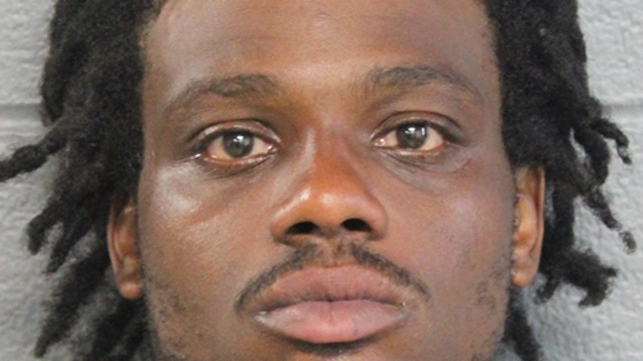 Man charged after two stabbings in North Lawndale: police
