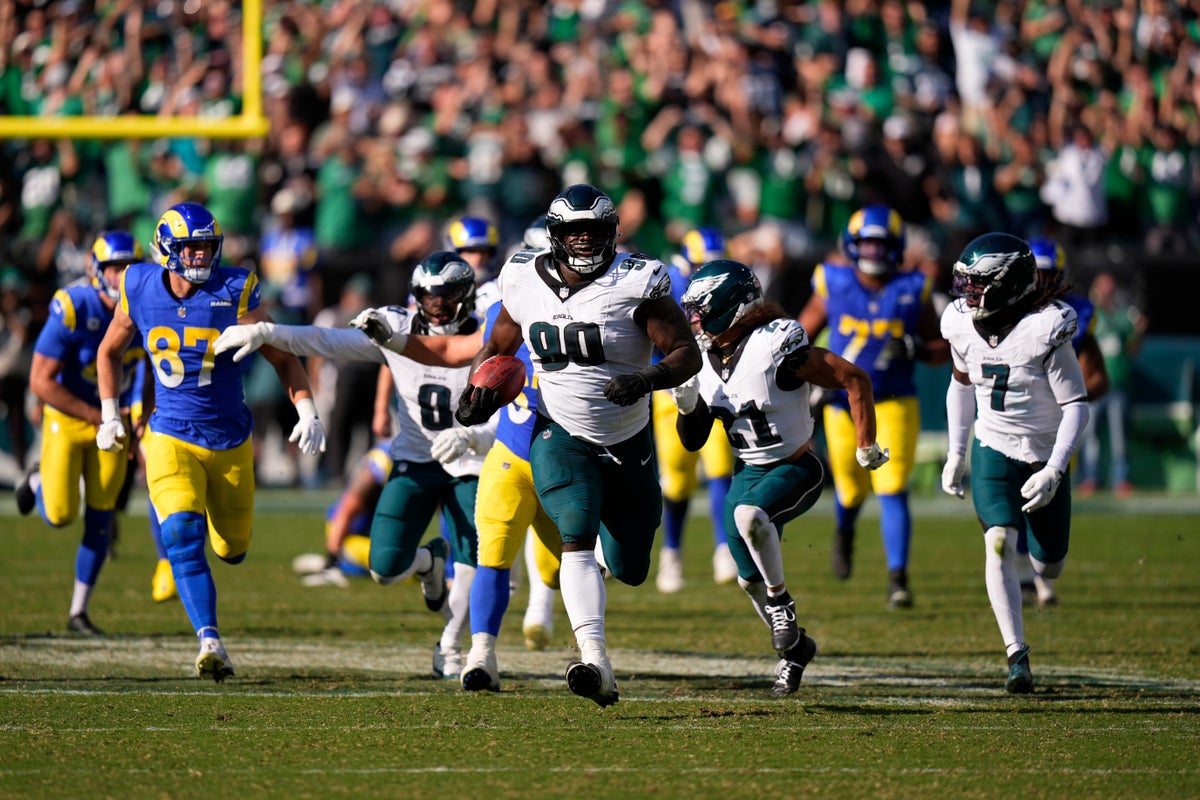 NFL round-up: Philadelphia Eagles beat Los Angeles Rams after last-play ...