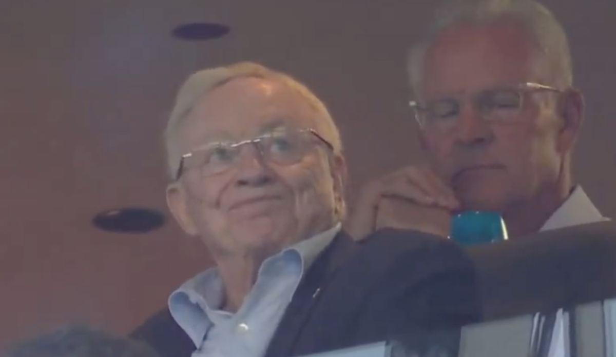 Jerry Jones' Reaction To Cowboys Losing To Bears Is Going Viral