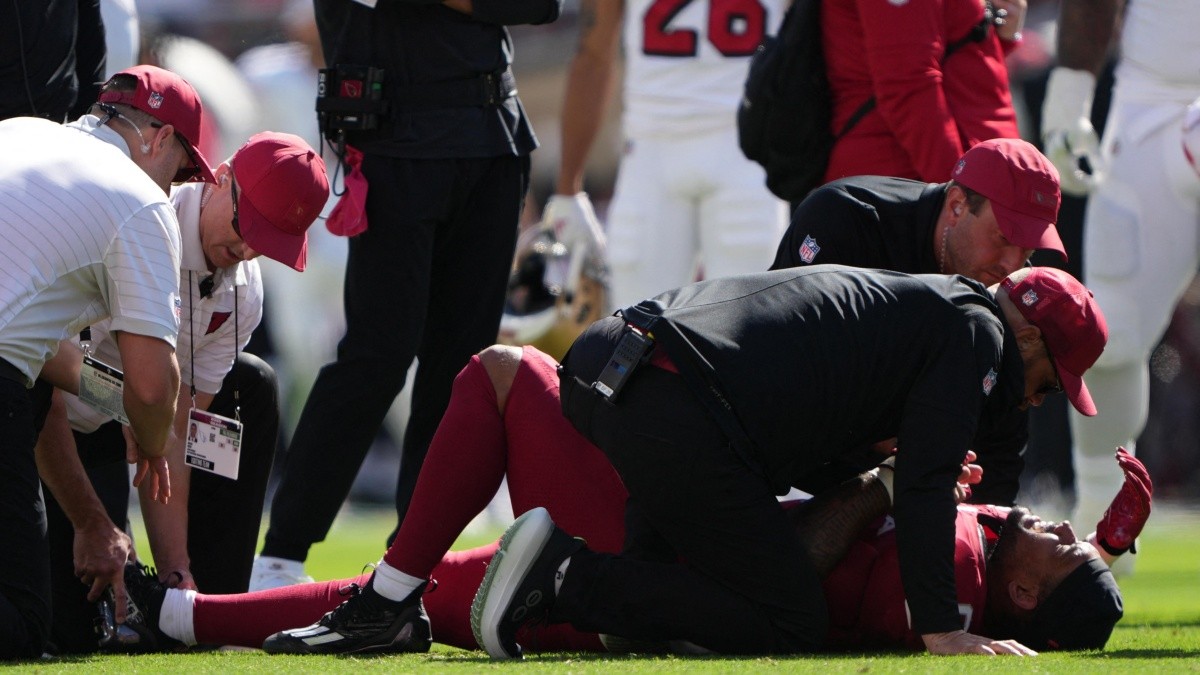 NFL: Alarm Bells for the Cardinals! Devastating Injury to James Conner ...