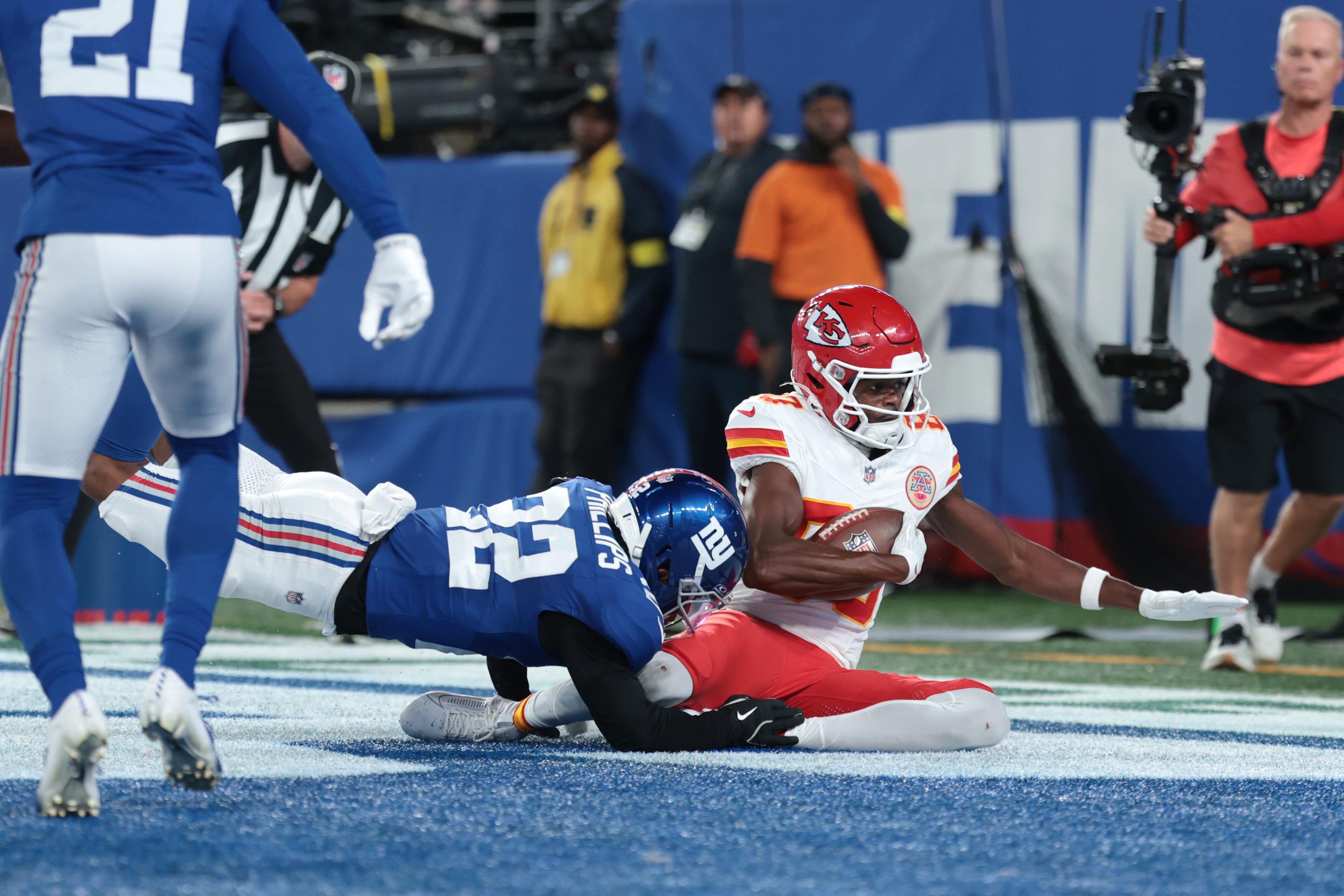 Chiefs vs. Giants: Patrick Mahomes, Tyquan Thornton connect for first ...