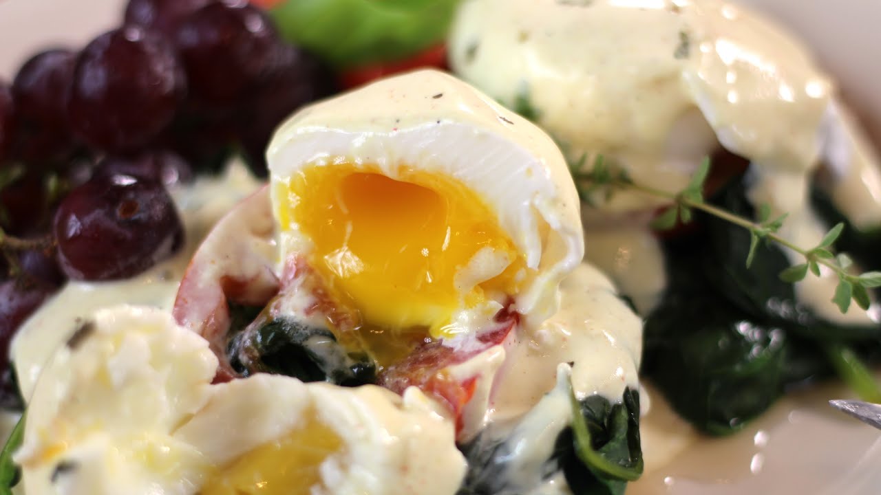 Easy Portobello Mushroom Eggs Benedict