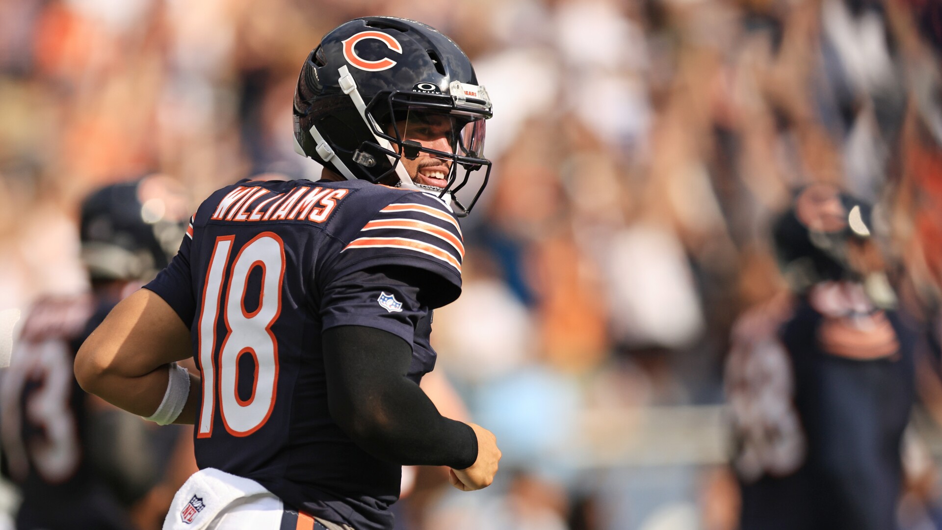 Caleb Williams matches career high with fourth TD pass