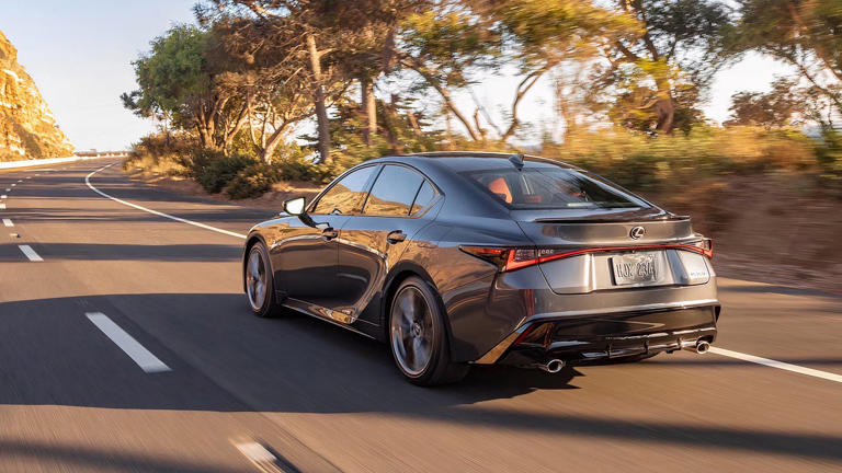 Lexus IS Vs ES: The Differences Explained