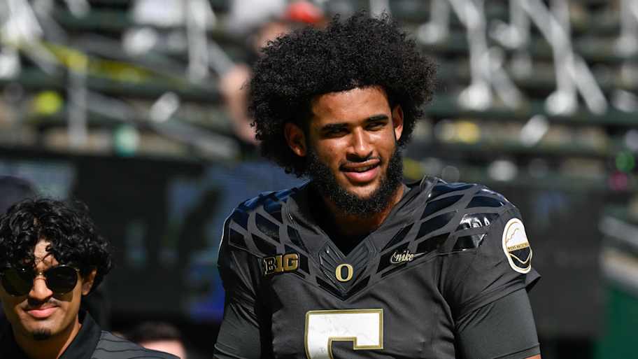 Heisman Trophy Odds Shift Between Fernando Mendoza, Dante Moore, Josh ...