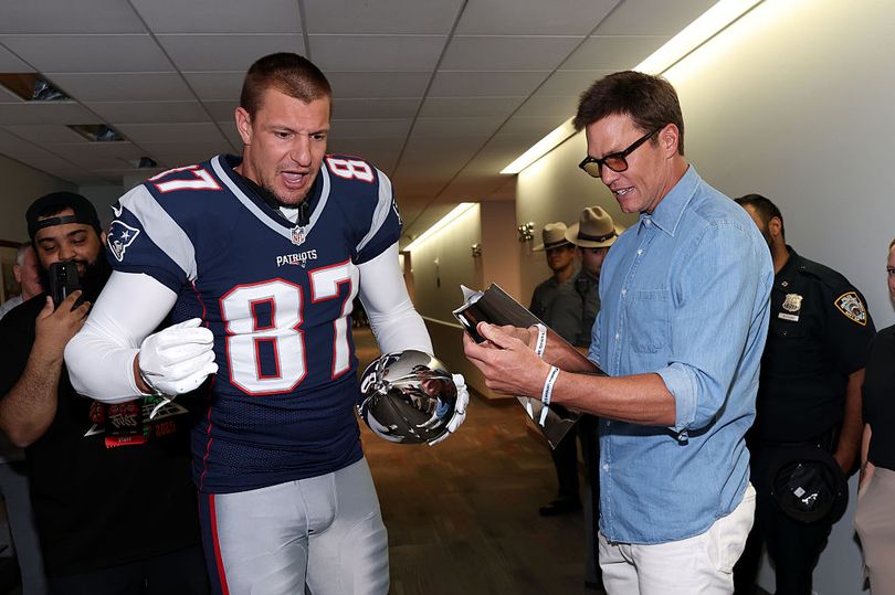 Rob Gronkowski 'coming out of retirement' just weeks after getting FOX ...