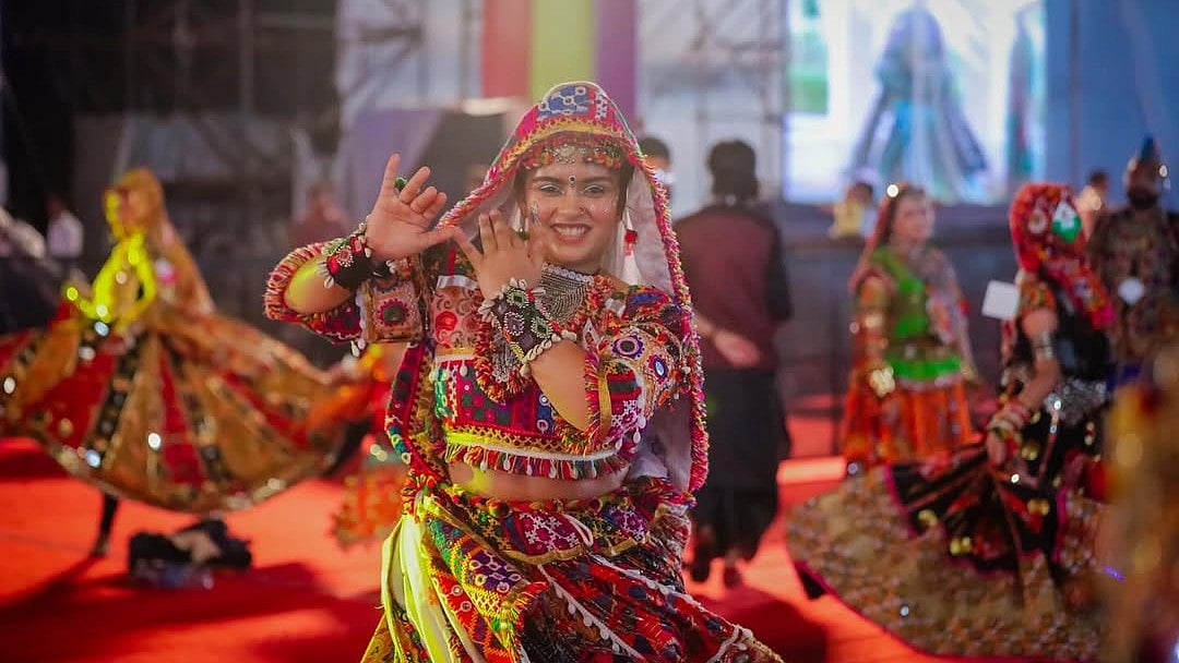 Navratri 2025: Mumbai’s Biggest Indoor Garba Nights Begin Today; Check ...