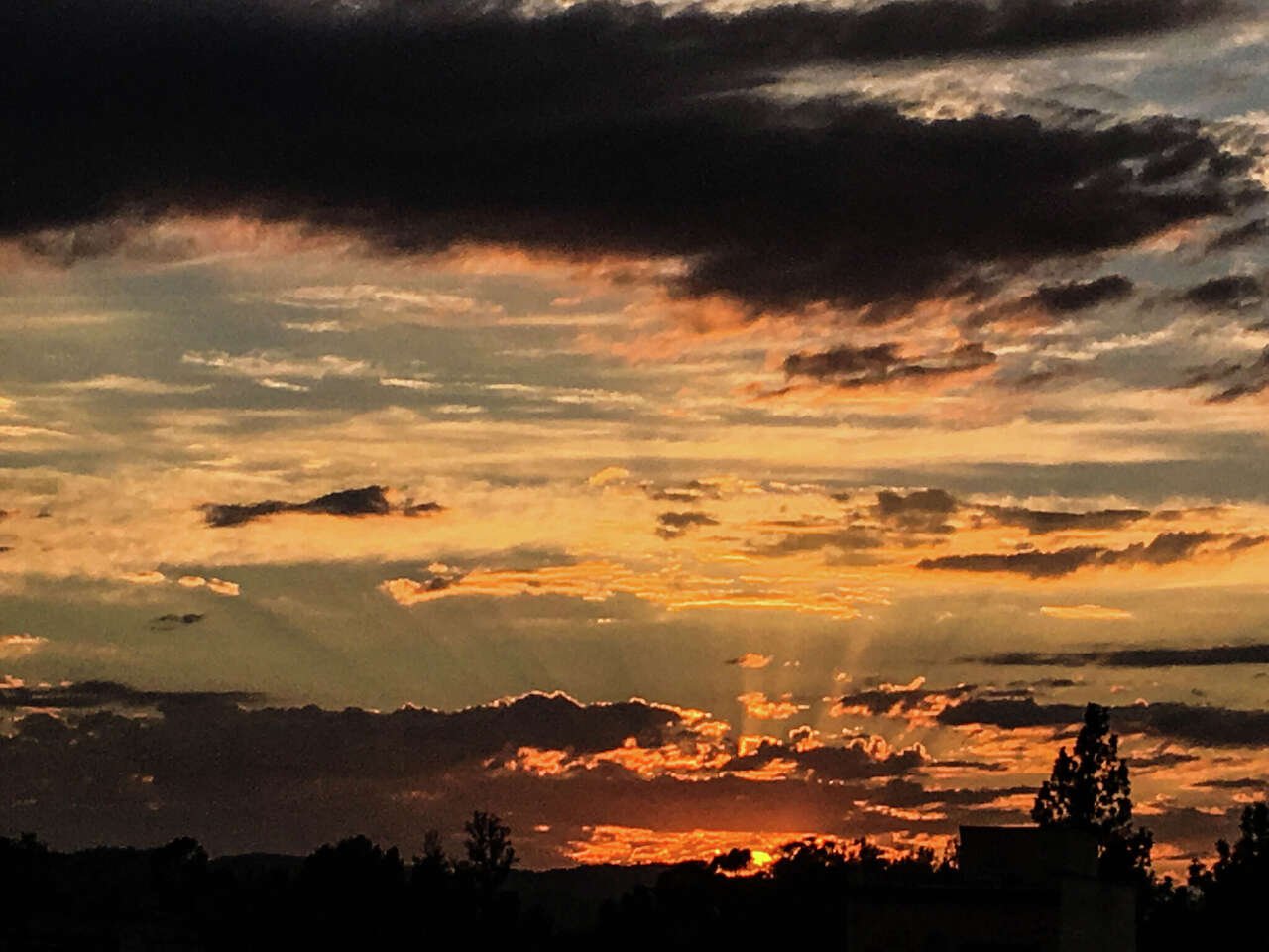 Horoscope for Monday, 9/22/25 by Georgia Nicols
