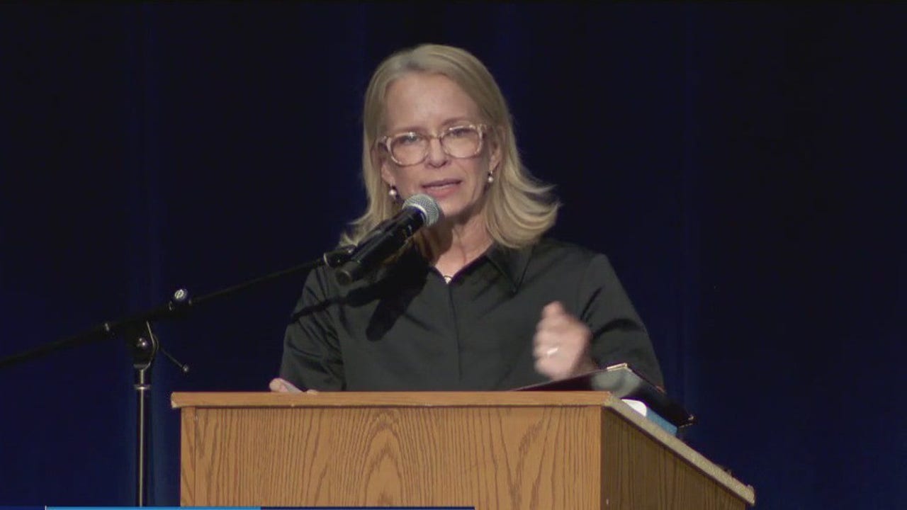 U.S. Rep. Kelly Morrison hosts packed Town Hall on gun violence prevention