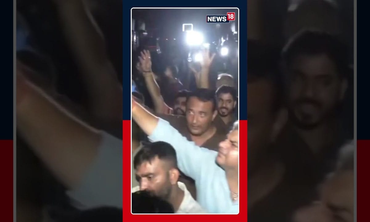 Fans Chant “Jai Shree Ram” In Kashmir As India Defeats Pakistan For The ...