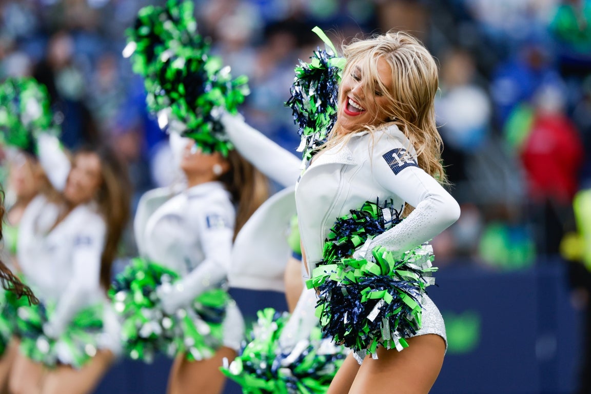 Stunning Week 3 cheerleader photos from around the NFL