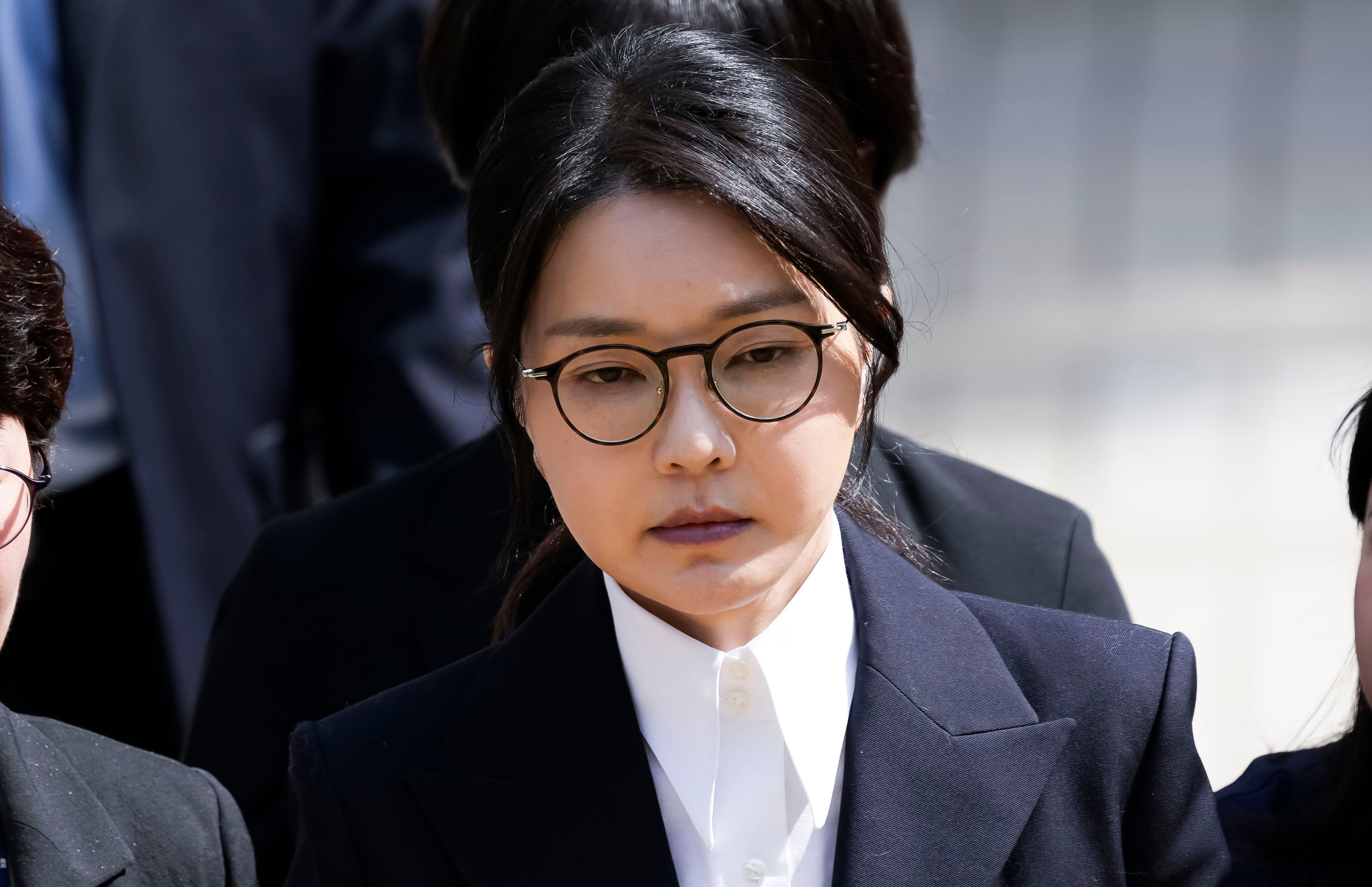 Kim Keon-hee's Court Appearance First Publicly Disclosed as Filming ...