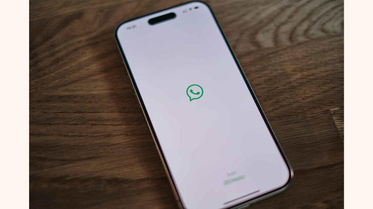 WhatsApp on iPhone now lets you translate messages instantly, here’s how