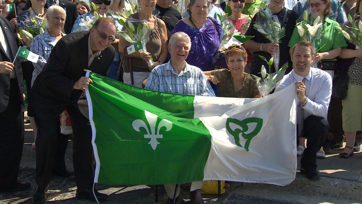 50 ans du drapeau franco-ontarien : la naissance d’un symbole identitaire