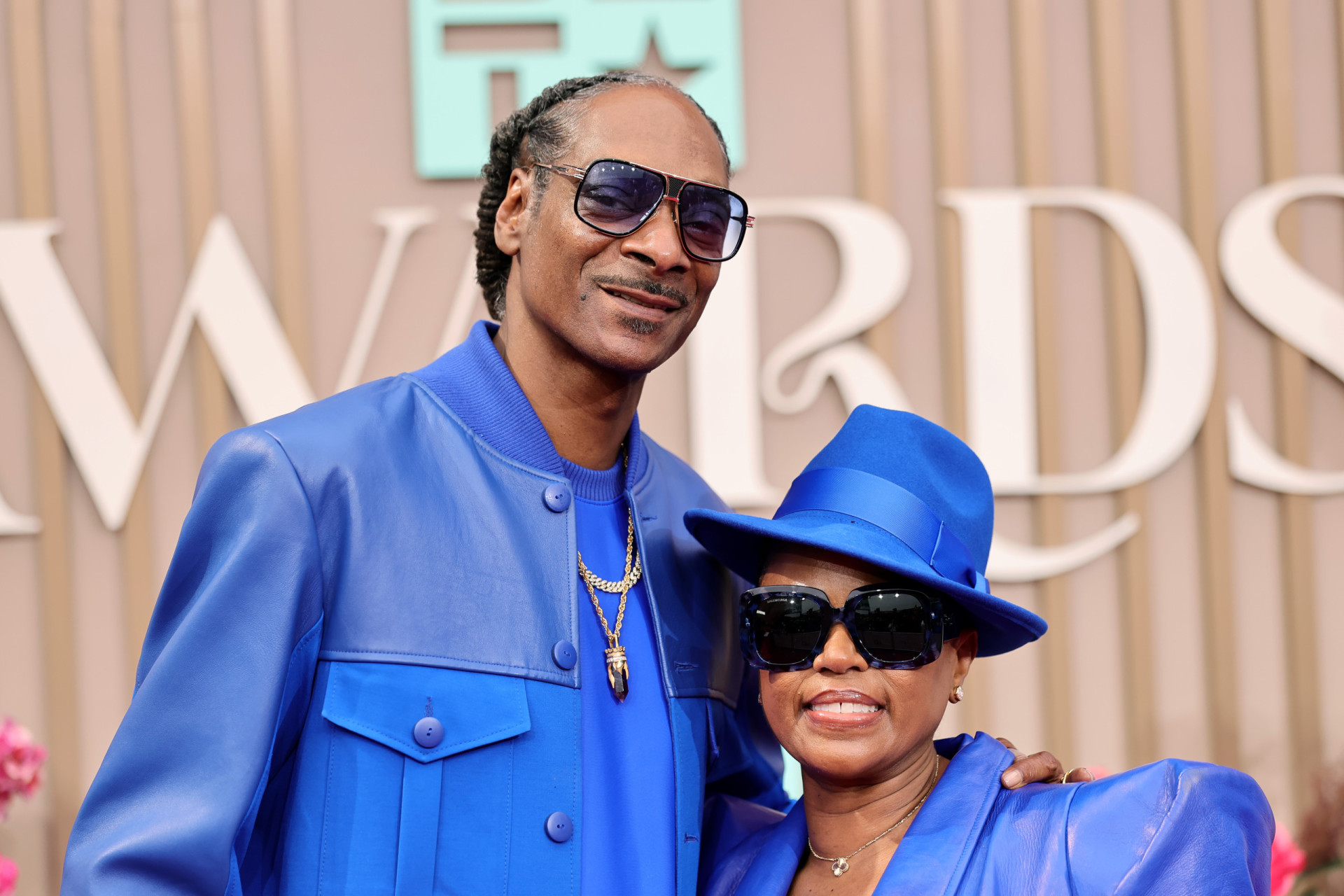 Celebrities who married their high school sweetheart