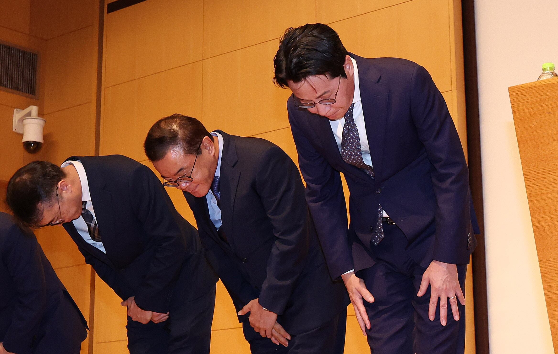 Exclusive: Lotte Card Cuts Information Protection Budget 15.2% Despite ...