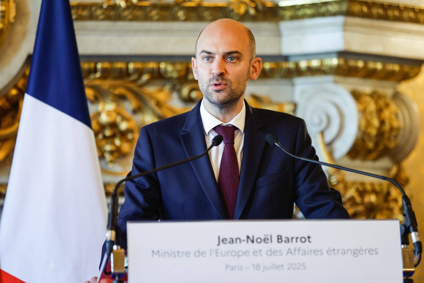 Francia avisa a Israel que replicará "con una extrema firmeza" si le ...