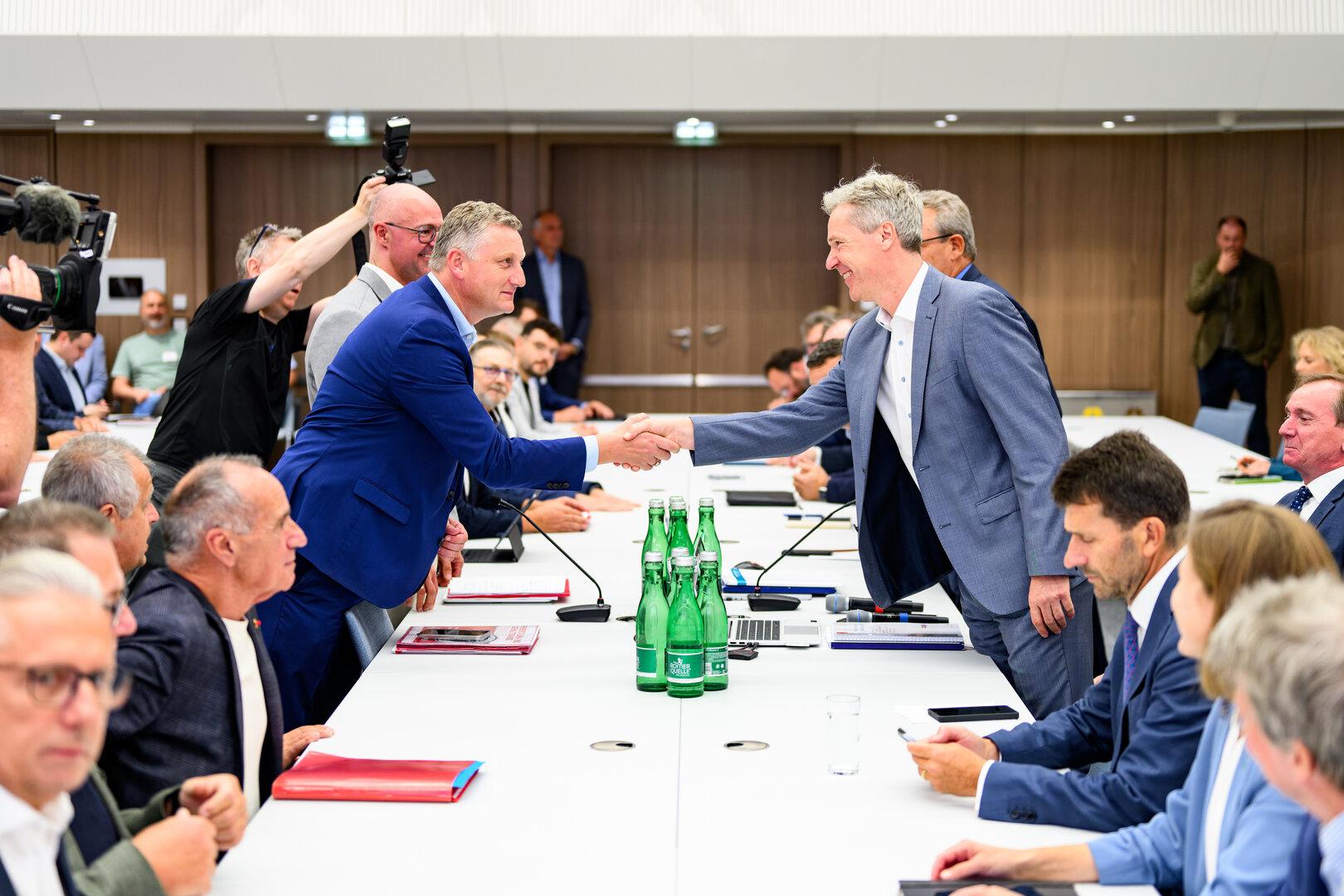 Metaller-KV: Gehälter steigen um 1,41 Prozent plus Einmalzahlungen