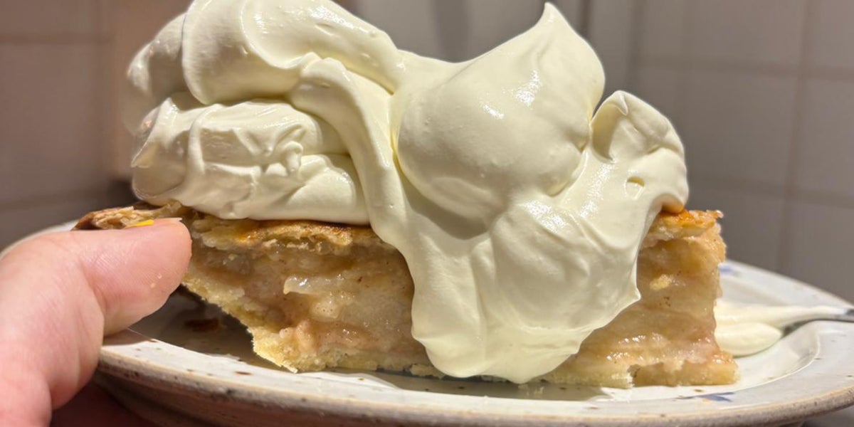 I Tried A Science-Backed Ingredient To Prevent Mushy Apple Filling, And ...