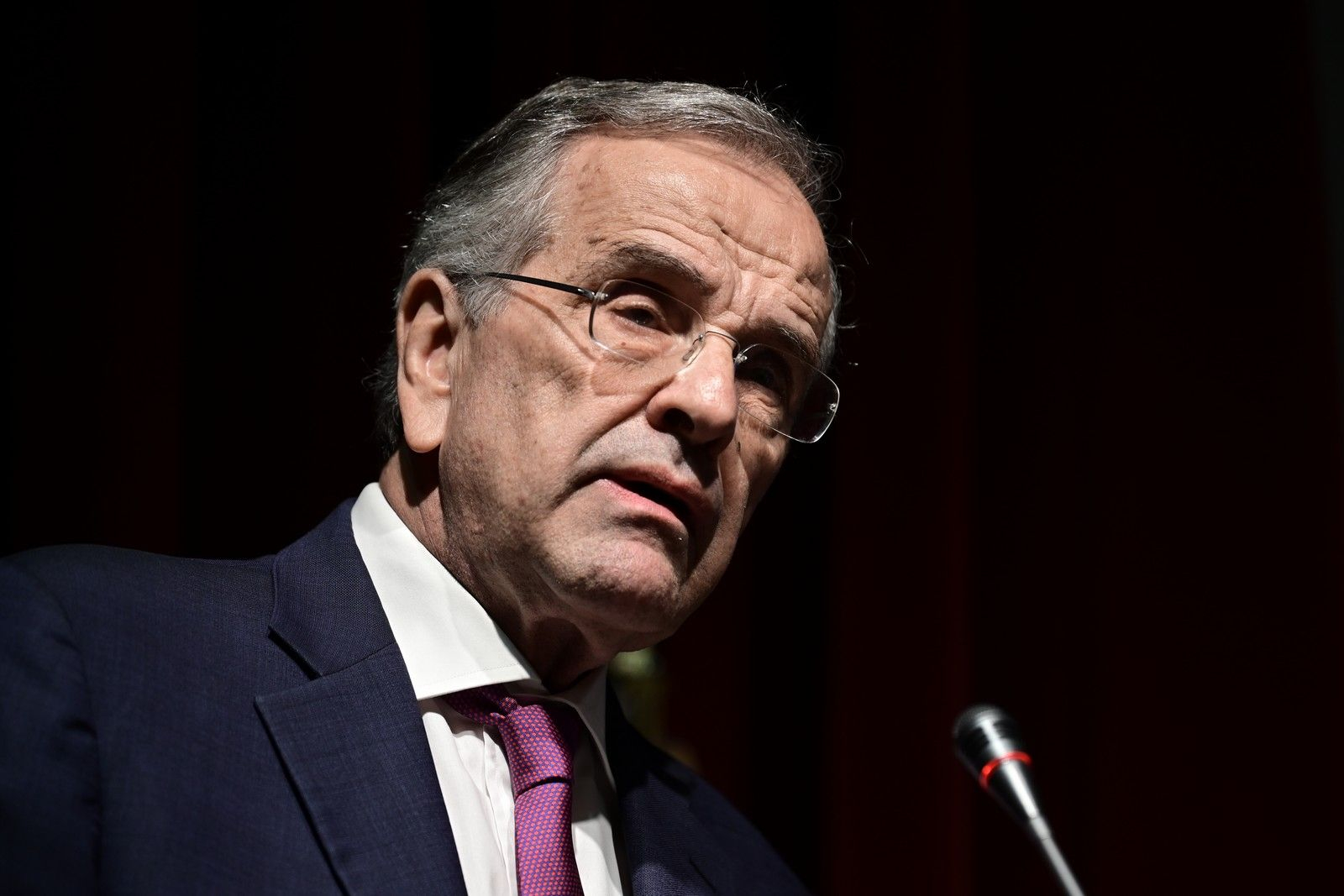 Ο Σαμαράς προχωρά για κόμμα, βουλευτές της ΝΔ ζητούν να επιστρέψει