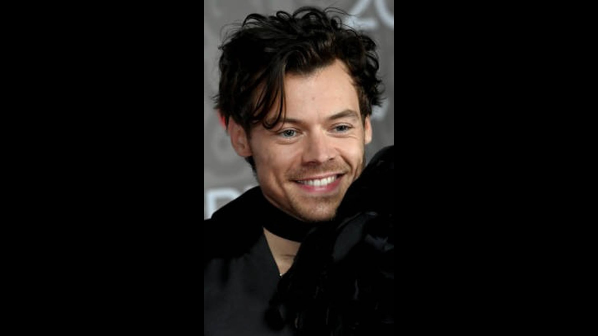 Harry Styles Runs Berlin Marathon In Under 3 Hours Under Alias.