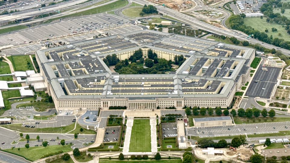 News outlets prepare fight against Pentagon’s demand for press to sign ...
