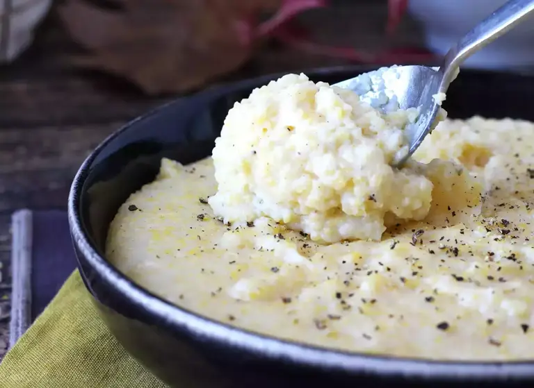 Polenta cremosa perfecta: la receta fácil y reconfortante