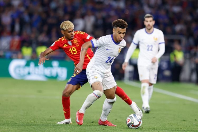 Ballon d’or 2025. Désiré Doué - Lamine Yamal : à qui l’avantage au ...