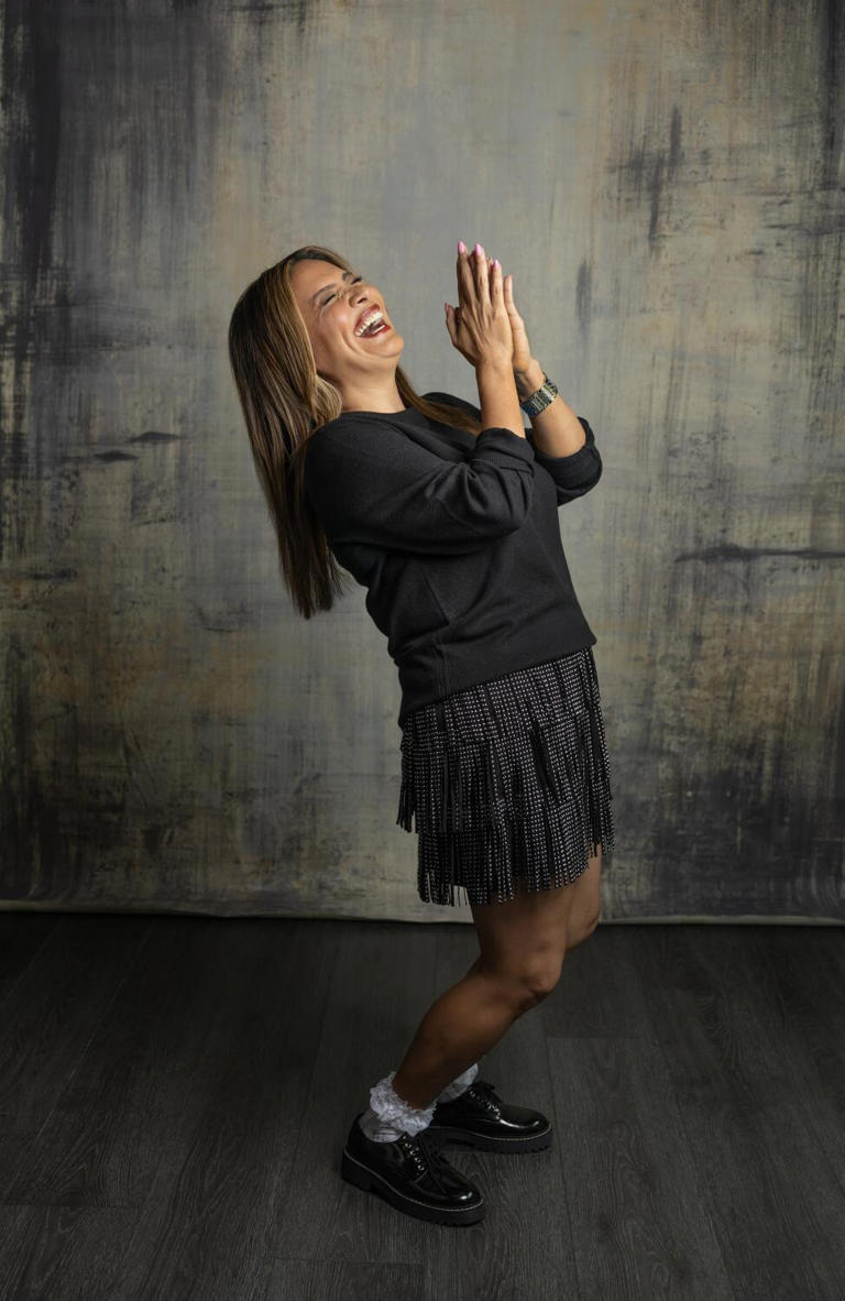 Cristela Alonzo redefines the American Dream in new comedy hour 'Upper ...