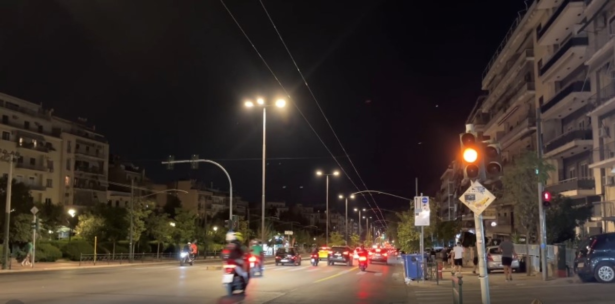 Αγαπημένο τους χρώμα, το κόκκινο (Video)