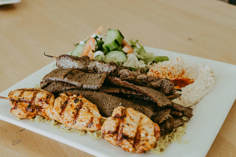How Green Olive brought bold Mediterranean flavors to Des Moines from ...
