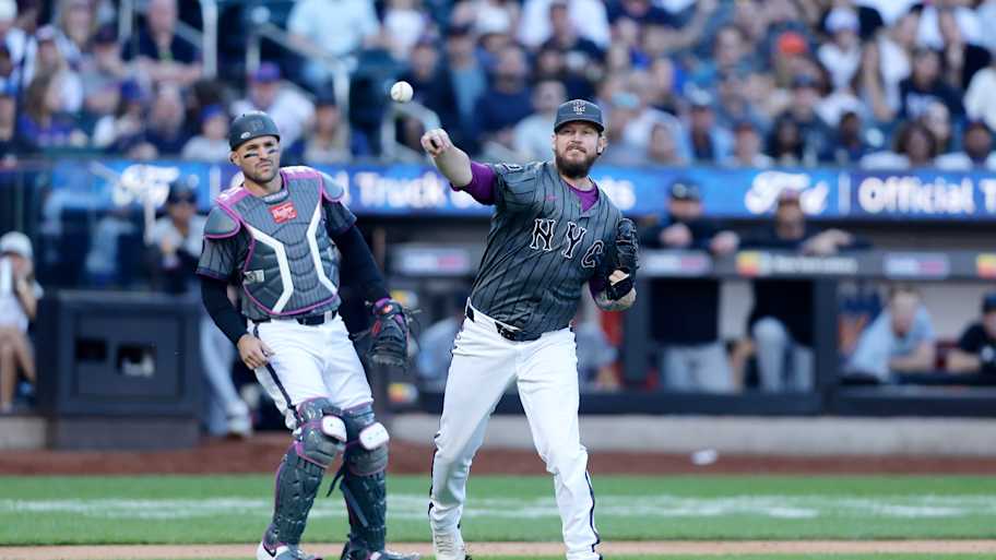 NY Mets Monday Morning GM: 2 small yet questionable roster moves from ...