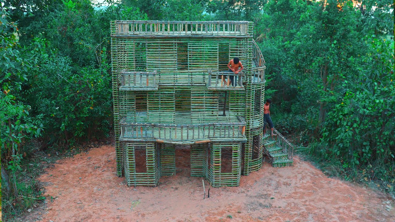 Bare hand creation of a towering four story mud villa hidden in the wild